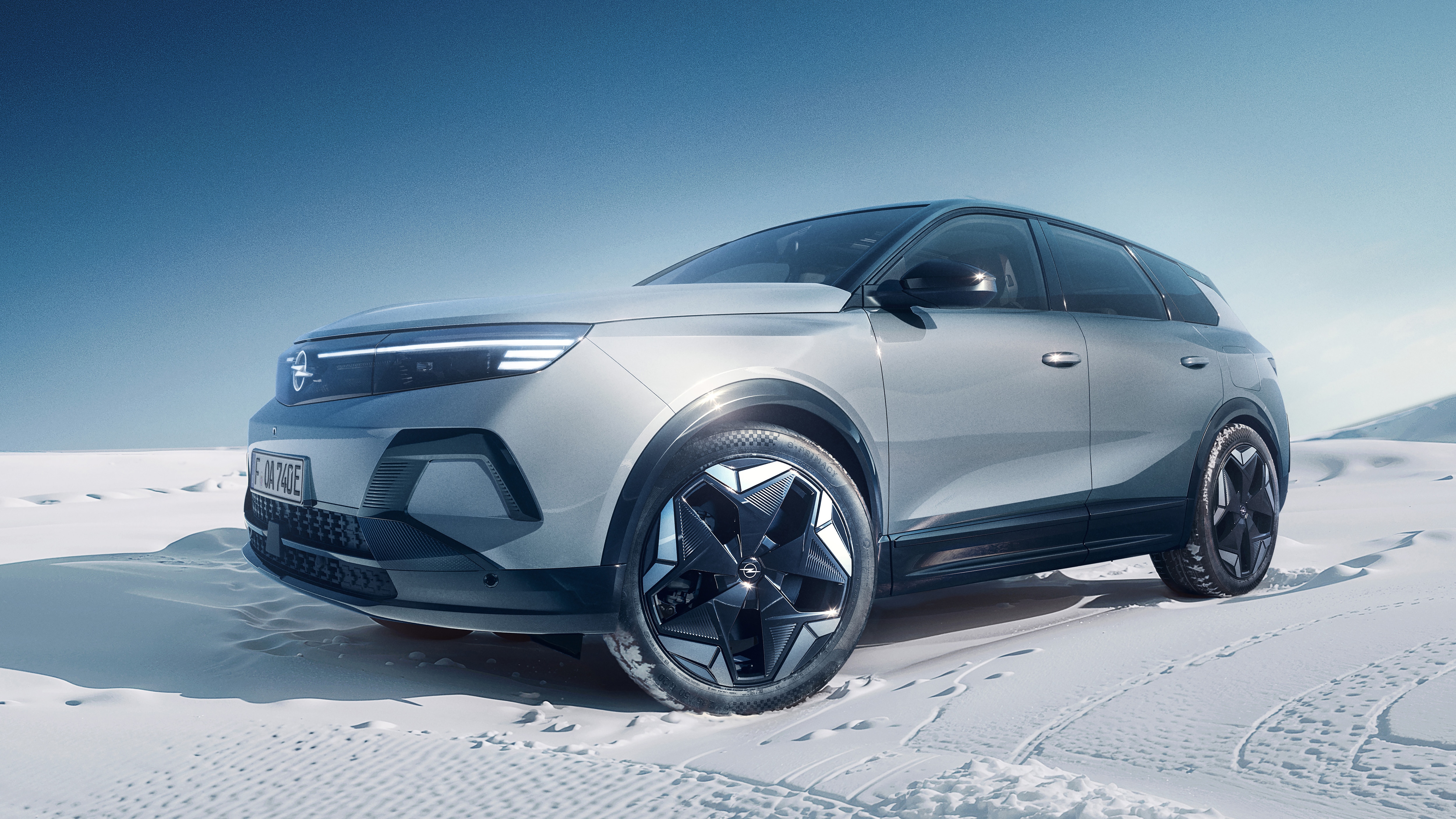 OPEL RELEASES DETAILS OF GRANDLAND ELECTRIC AWD