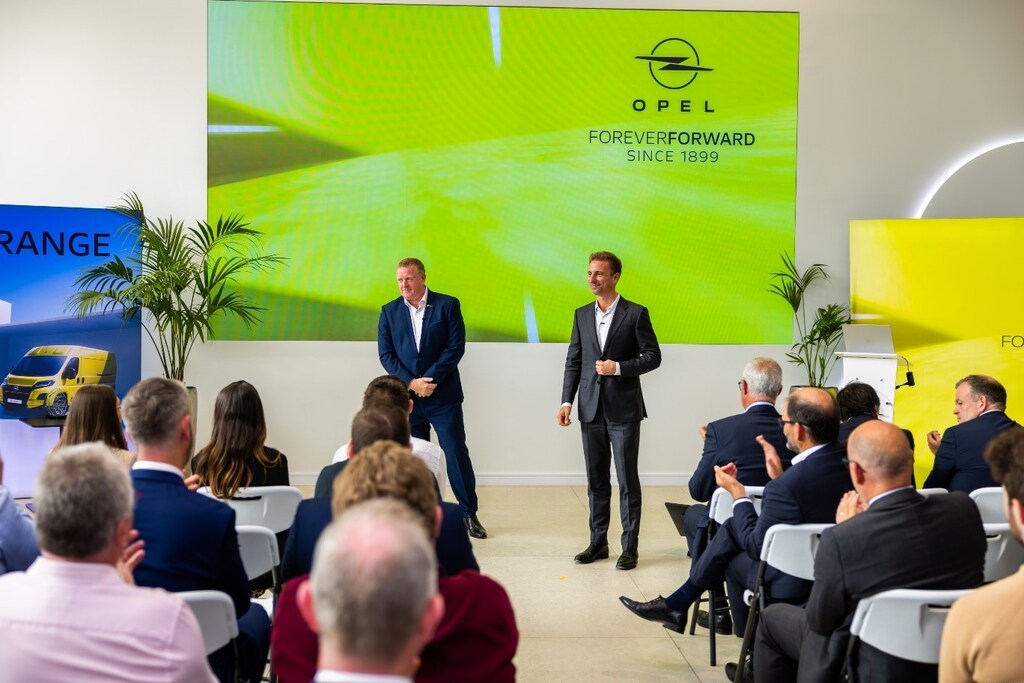 OPEL LAUNCHES ULTRA-MODERN TRIO OF LIGHT COMMERCIAL VEHICLES IN IRELAND