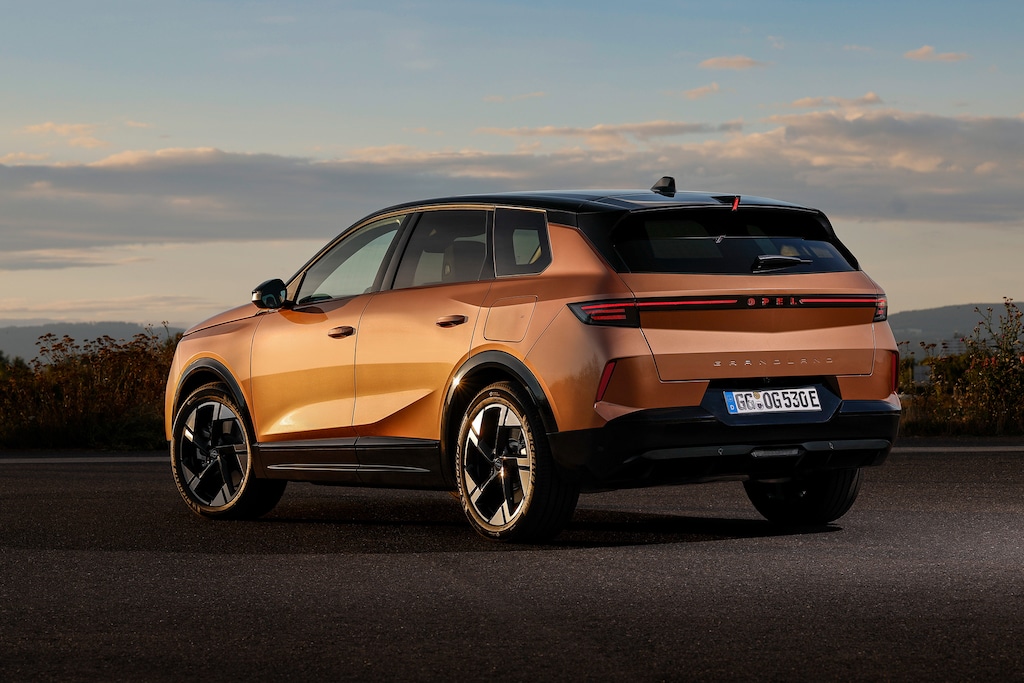GO GRAND WITH THE NEW OPEL GRANDLAND: PRICING AND EQUIPMENT ANNOUNCED ...