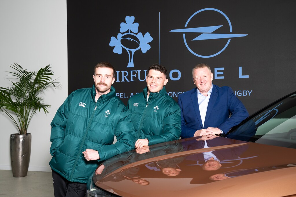 OPEL EXTENDS IRISH RUGBY BRAND AMBASSADOR LINE UP WITH HANSEN AND NASH