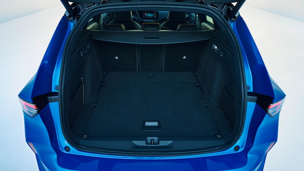 The New Opel Astra for 2021 | Sporty & Innovative | Opel Ireland